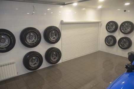 Хранение в гараже: варианты и практичные решения на фото
